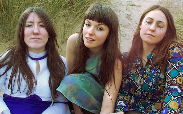 News Stealing Sheep Debut Album Into The Diamond Sun Uk Tour