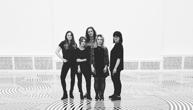 LIVE: FOXTALES – 17/09/2015 : Silent Radio