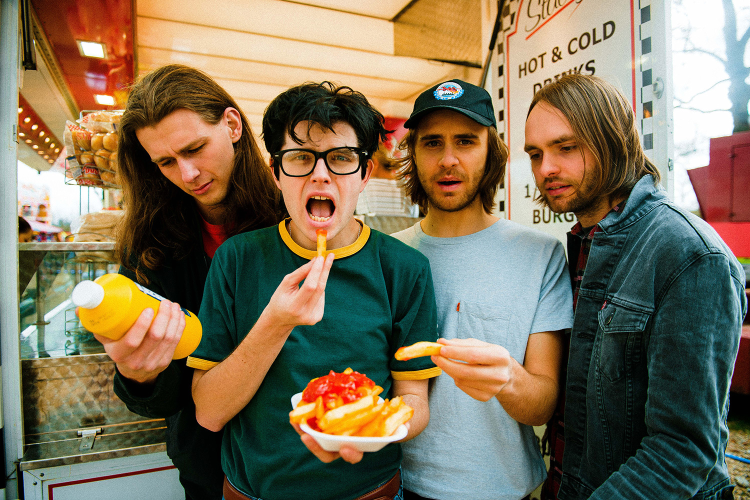 LIVE: INDOOR PETS / PEANESS – 20/02/2018 : Silent Radio