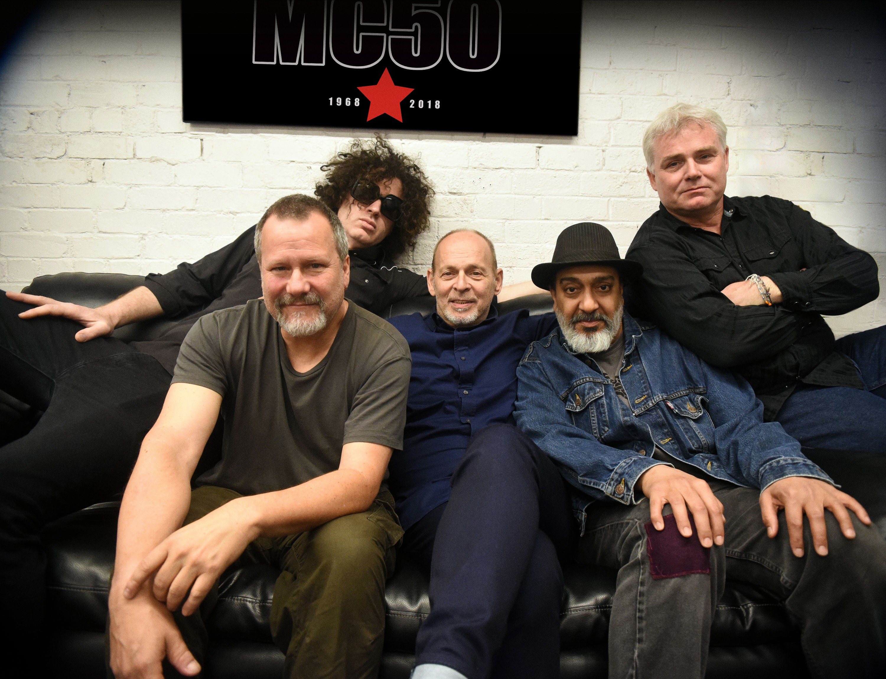 LIVE: MC5 – 11/11/2018 : Silent Radio