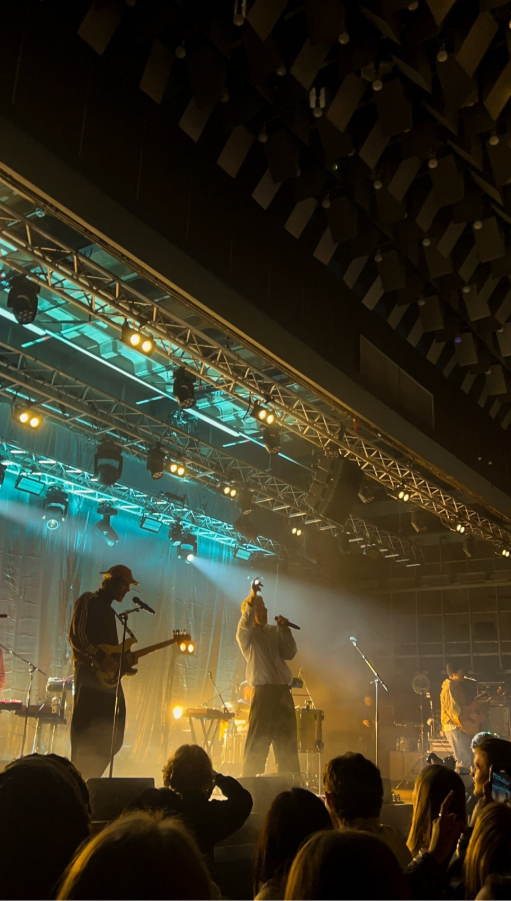 LIVE REVIEW – GOOD NEIGHBOURS: NEW CENTURY HALL – 13/02/2026 : Silent Radio